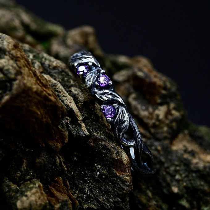 Amethyst Vine Silver Ring with Gothic Elegance| Dainty Nature Inspired ...
